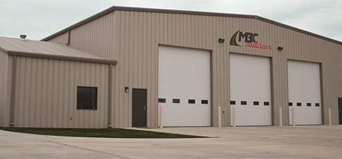 Truck & RV Auto Body Shop in Springfield | Truck Collision Center | MBC