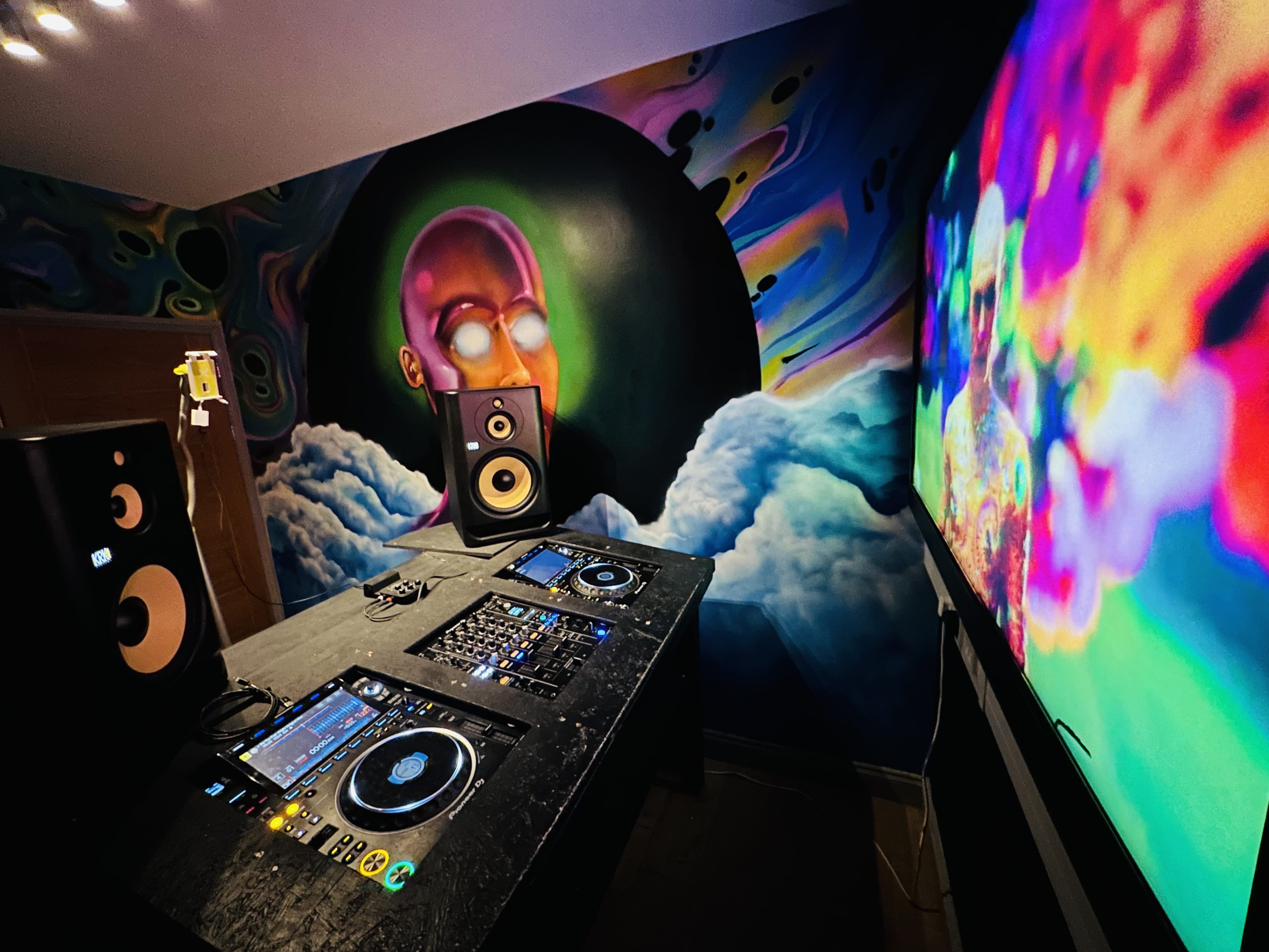 There will always be a staff member on site along with CCTV in operation.